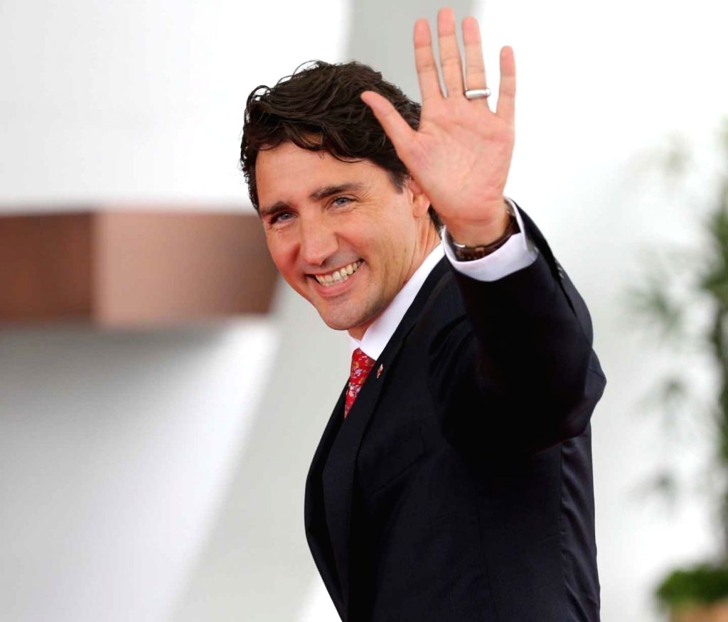 Asha Bhosle receives birthday wishes from Justin Trudeau