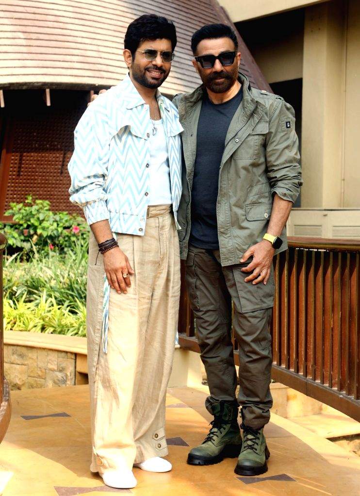 Cast Promotes 'Jaat' in Mumbai
