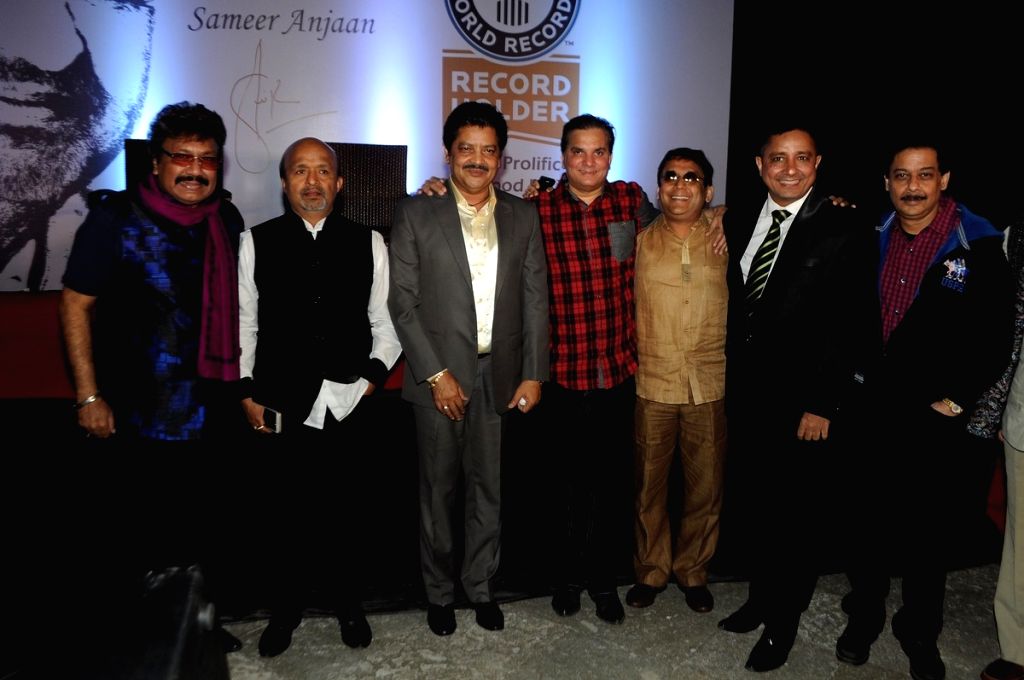 Sameer Anjaan receives the Guinness World Record Certificate