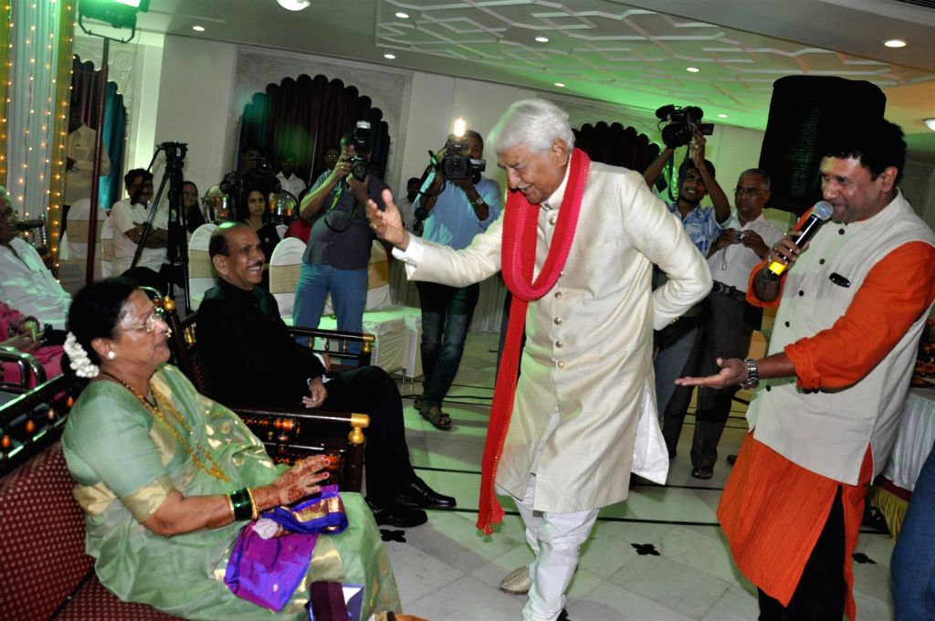 Ramesh and Seema Deo celebrates their golden wedding anniversary
