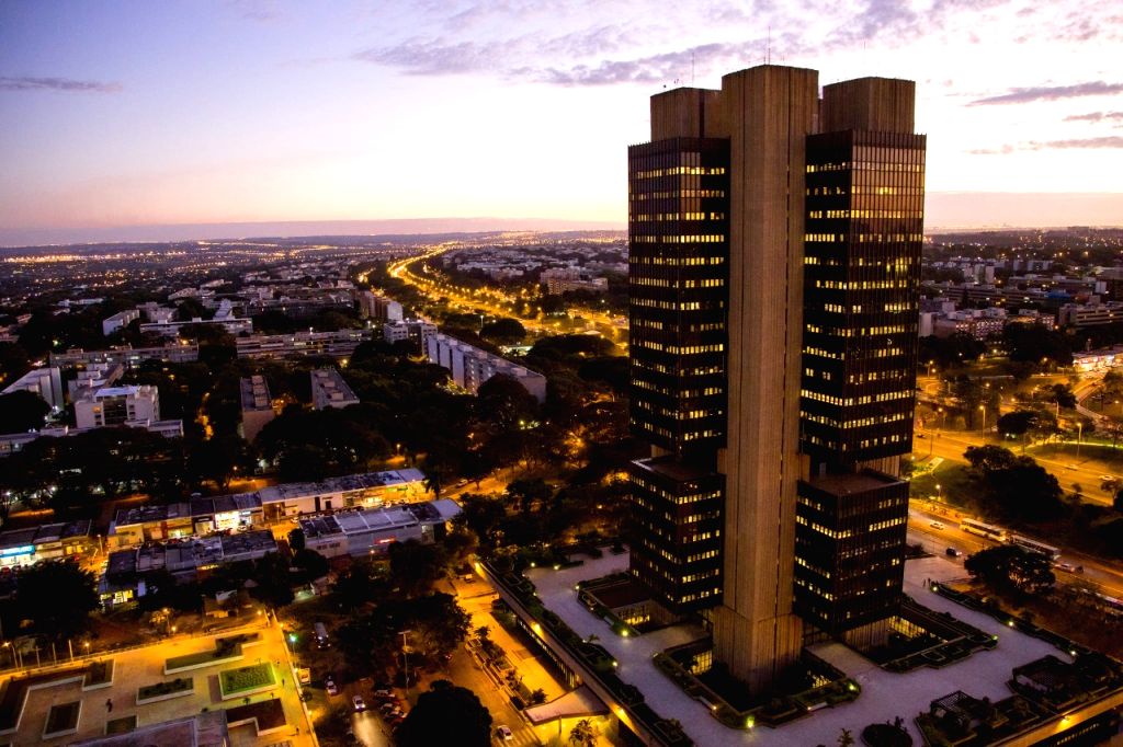 Brazil's financial market raises 2023 inflation forecast to 5.48%
