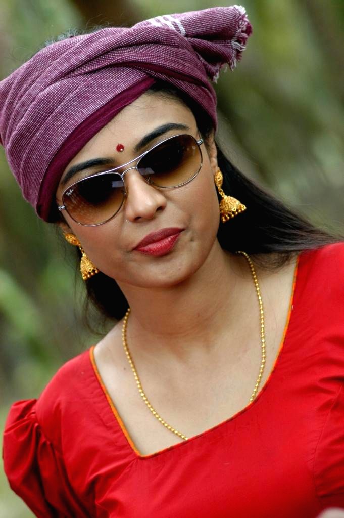 'Neha shing' - Stills