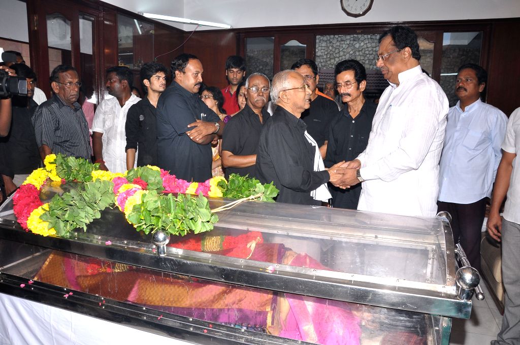 EVK Sulochana Sampath passes Away