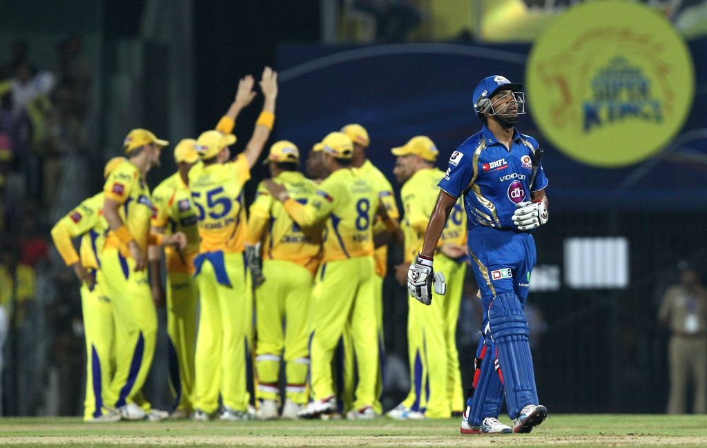 CSK players celebrate the fall of Rohit Sharma's wicket