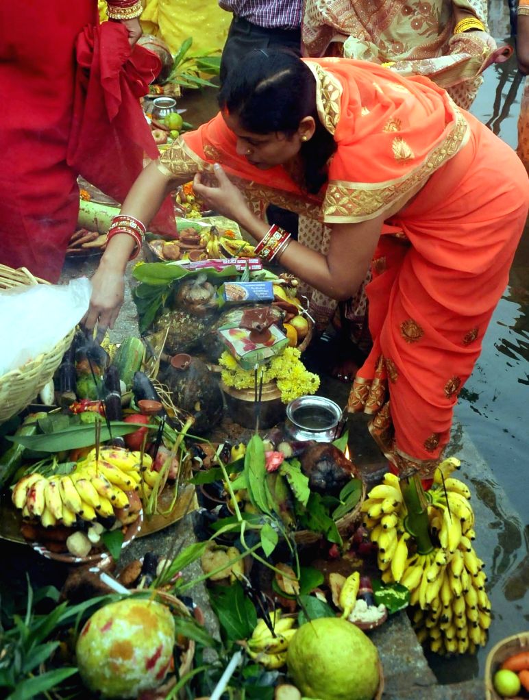 Chhath Puja Photos | Images of Chhath Puja Celebration