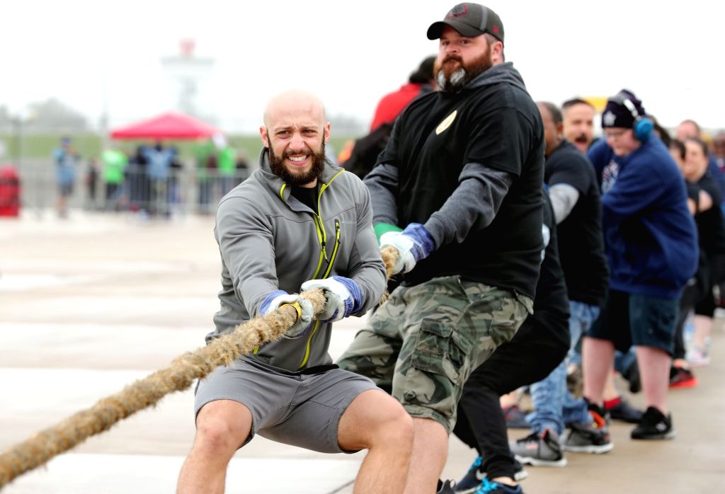 U.S.-CHICAGO-PLANE PULL