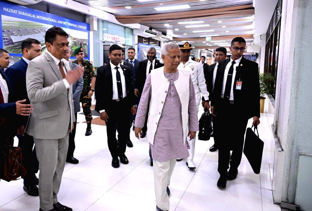 Chief Adviser Muhammad Yunus Departs for Qatar visit