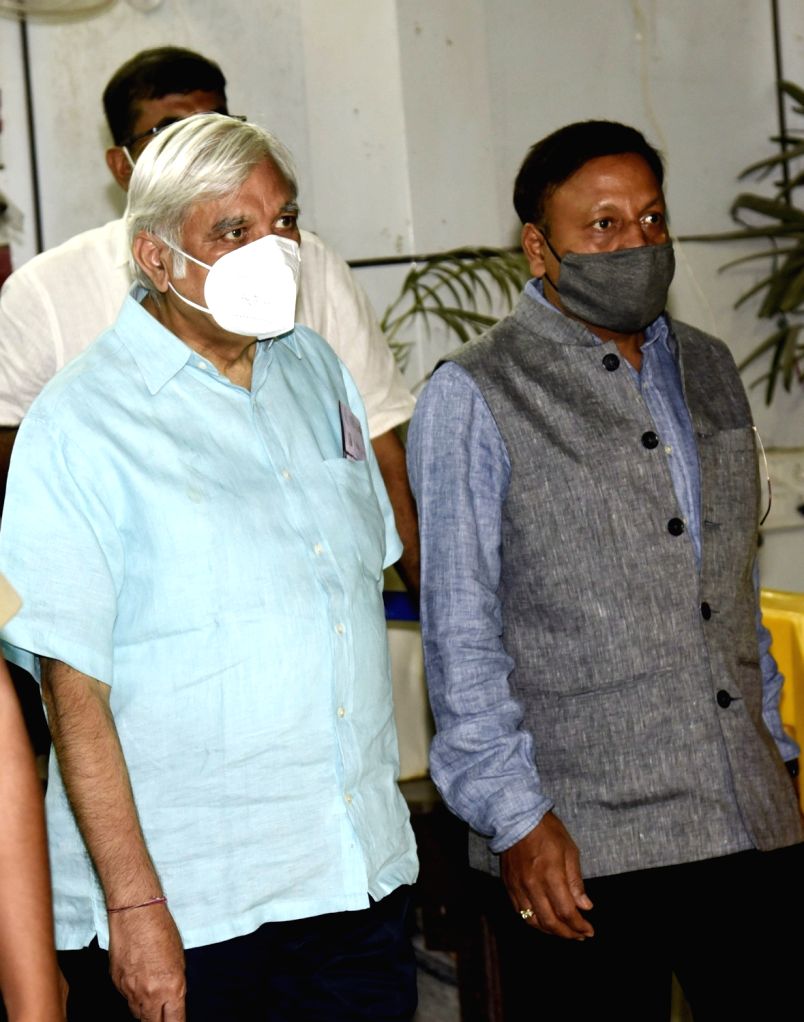 Chief Election Commissioner Sunil Arora reaches Bihar