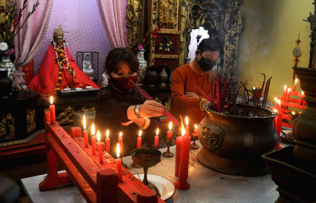 Chinese community people celebrate Chinese New Year