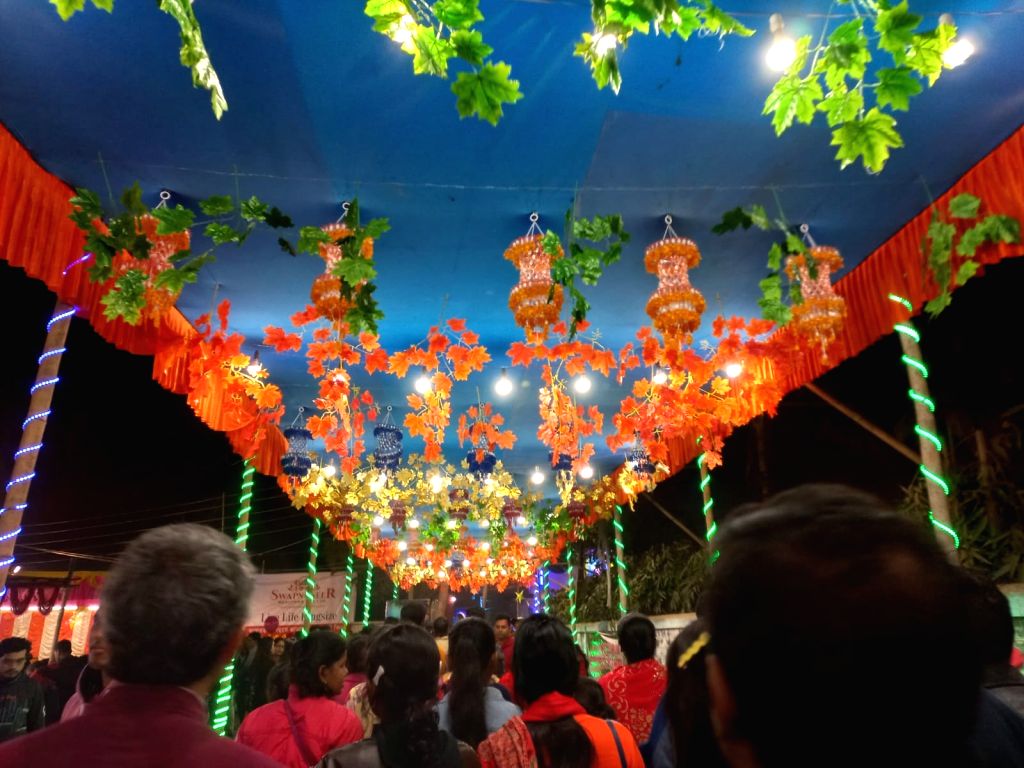 Free Photo : Christmas zeal returns to NE India after 2 yrs of Covid ...