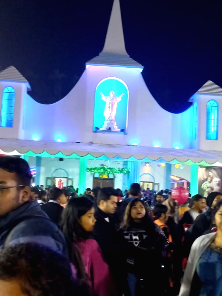 Free Photo : Christmas zeal returns to NE India after 2 yrs of Covid ...