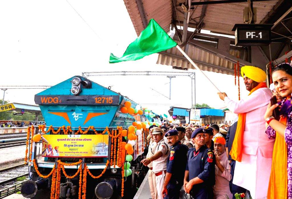 CM Saini Flags Off Special Train for Hazur Sahib Devotees