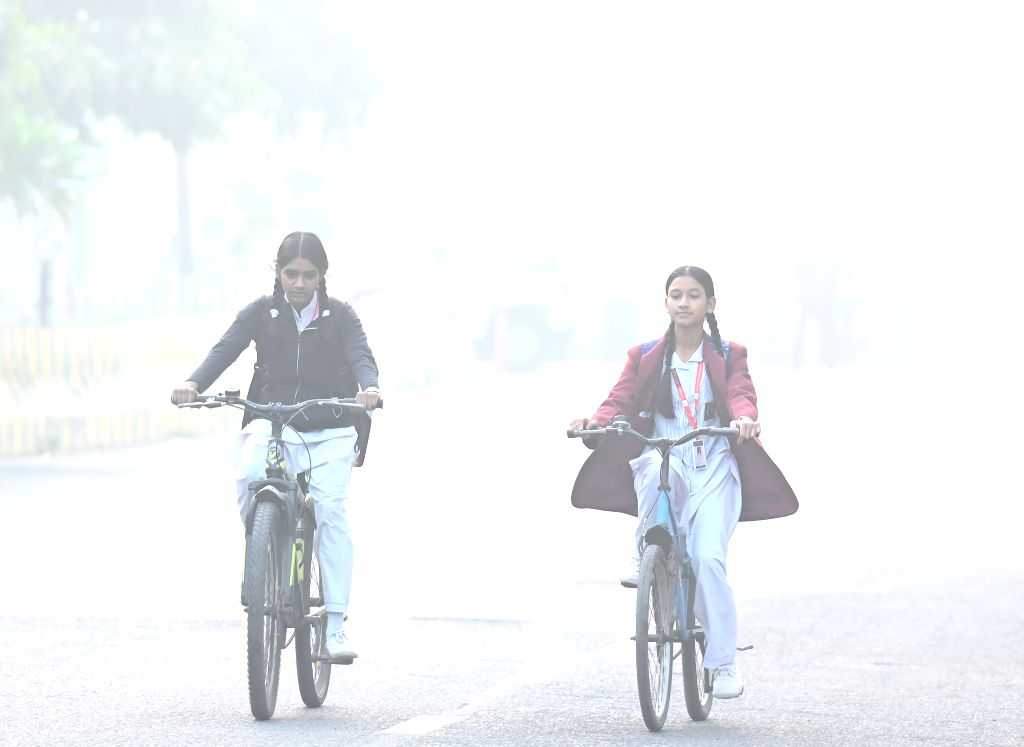Cold Morning Amid Rising Air Pollution
