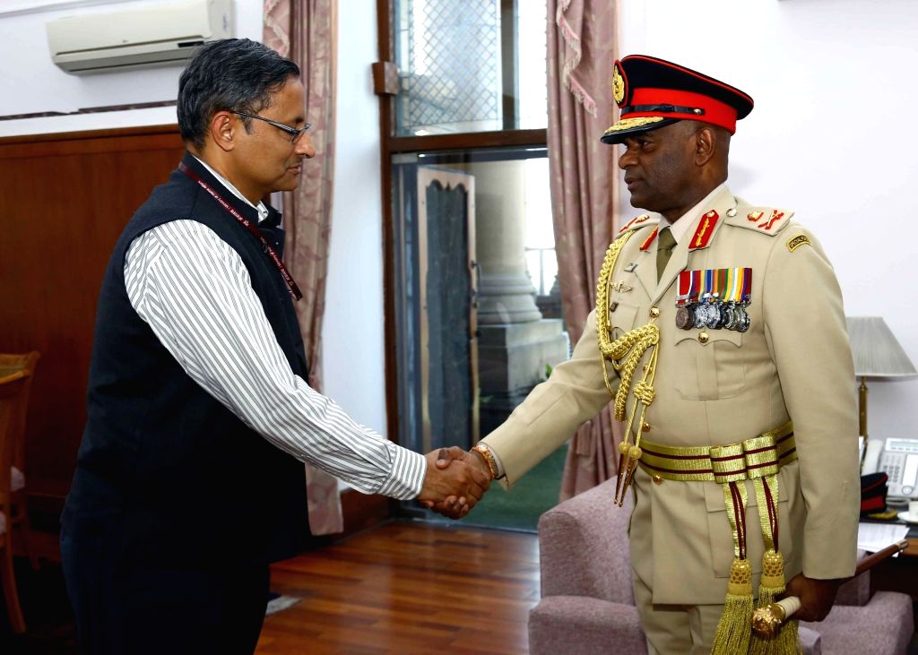 Sri Lankan Army Commander calls on Defence Secretary