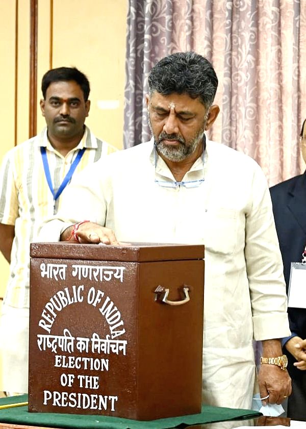 Congress leader DK Shivakumar casts his vote for the presidential election