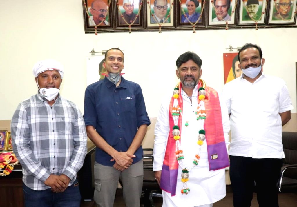 Congress leaders meet DK Shivakumar