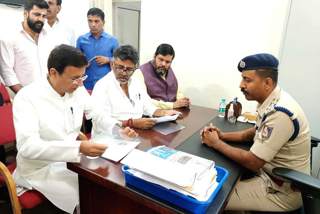 Congress leaders Randeep Singh Surjewala, DK Shivakumar and others file ...