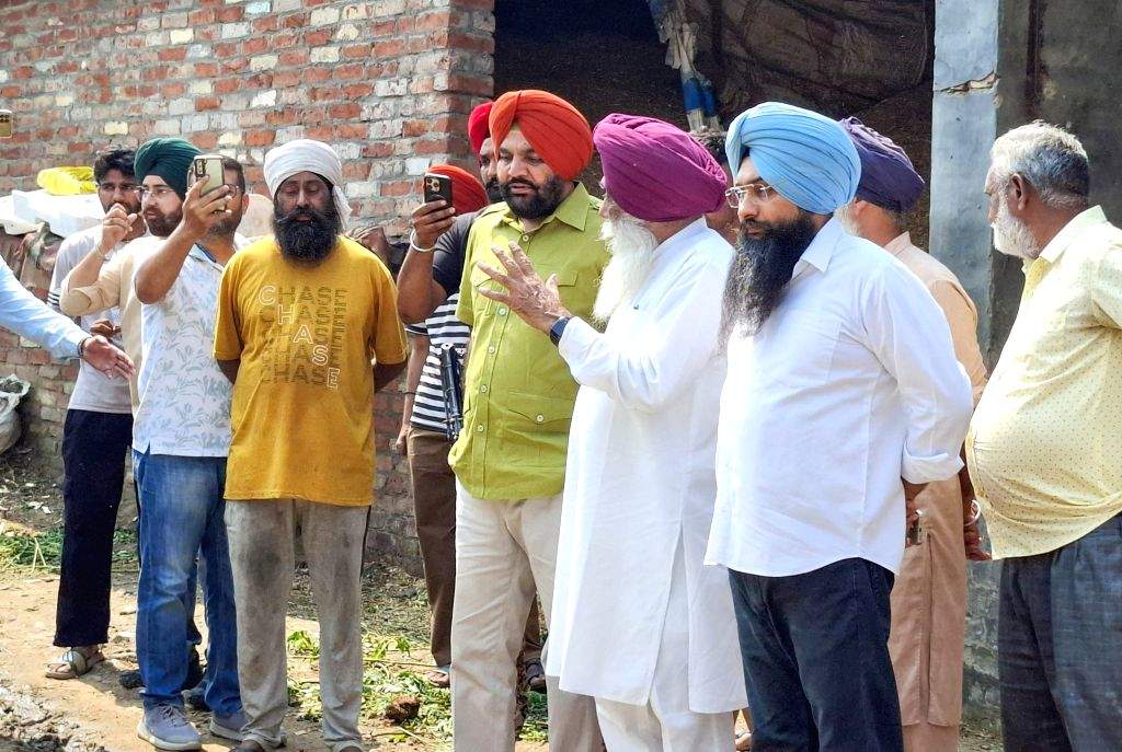 Congress MP Gurjeet Singh Aujla inspects wreckage of a projectile