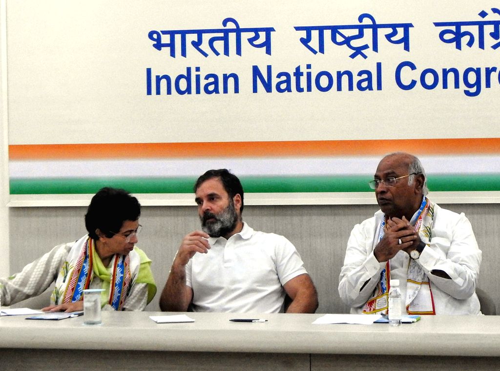 Congress president Mallikarjun Kharge, party leader Rahul Gandhi with ...