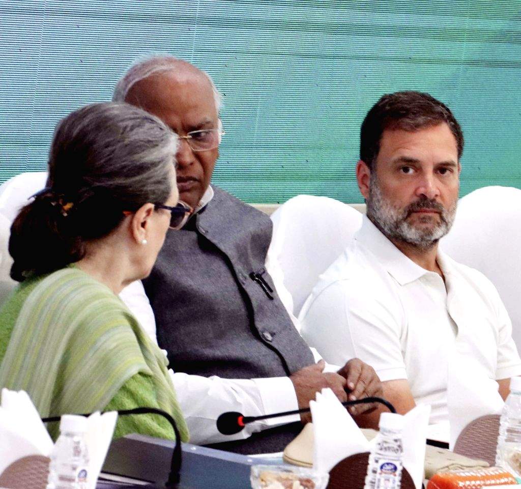 Congress President Mallikarjun Kharge with party leaders Sonia Gandhi ...