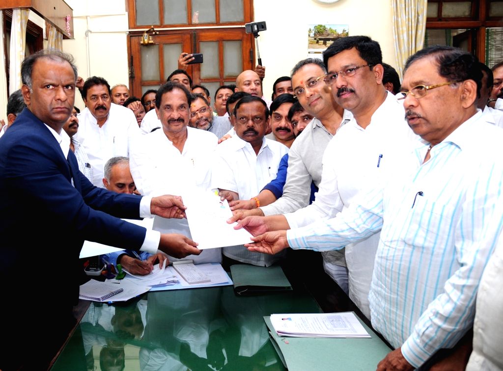 RS Polls - Congress candidates file nomination papers