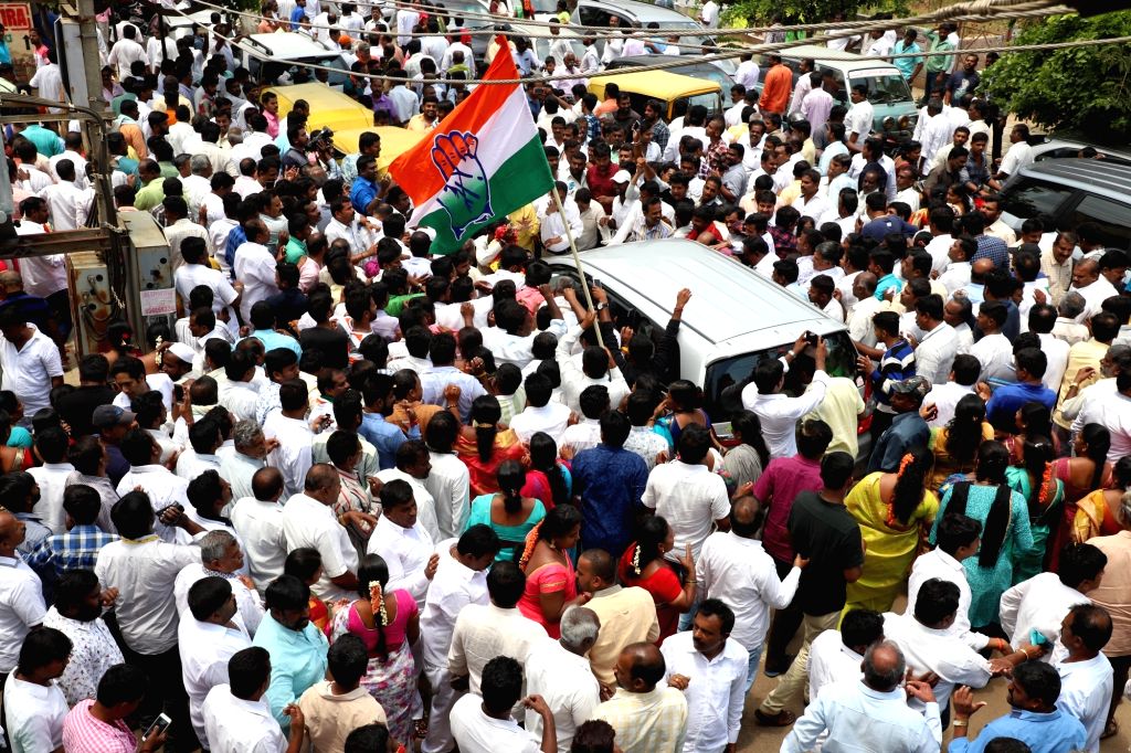 Karnataka Assembly polls - ST Somashekar files nomination papers
