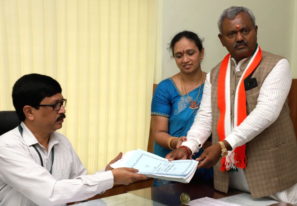 Karnataka Assembly polls - ST Somashekar files nomination papers