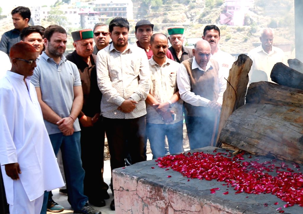 B.K. Nehru's widow dies at 109, cremated at Kasauli