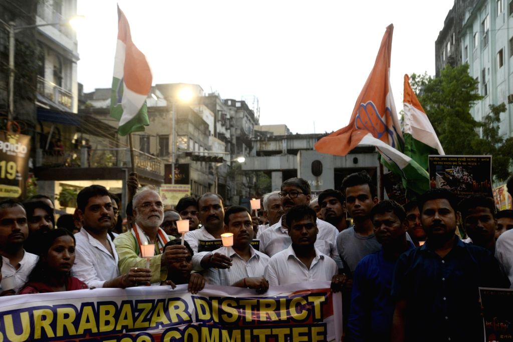 Vivekananda Flyover collapse - candle light vigil