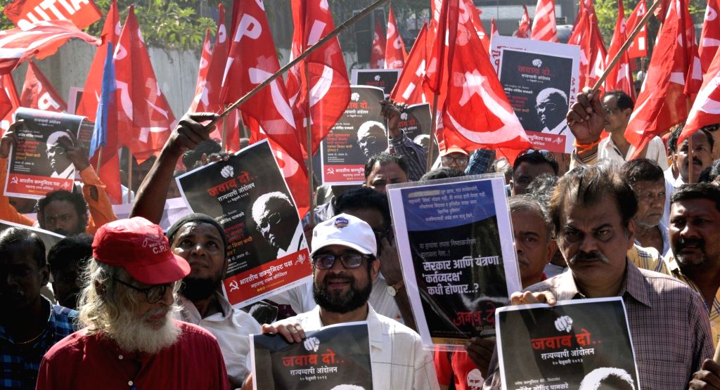 : Mumbai: CPI and various organisations activists take out a rally
