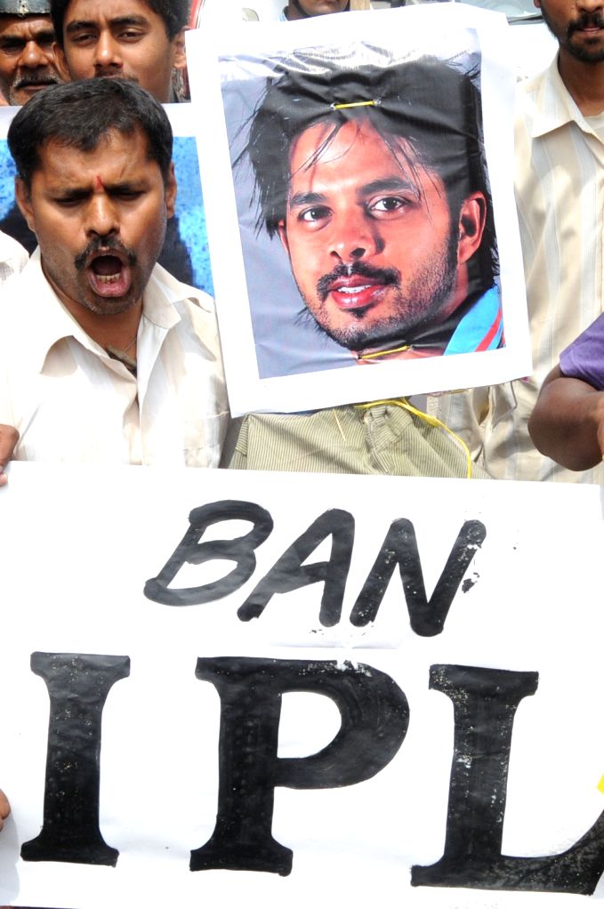 Cricket fans protesting against IPL