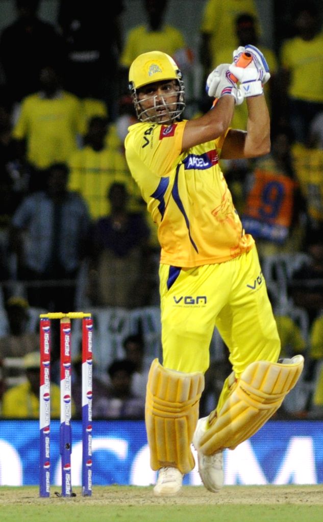 Chennai Super Kings players celebrating after taking the wicket of SRH ...