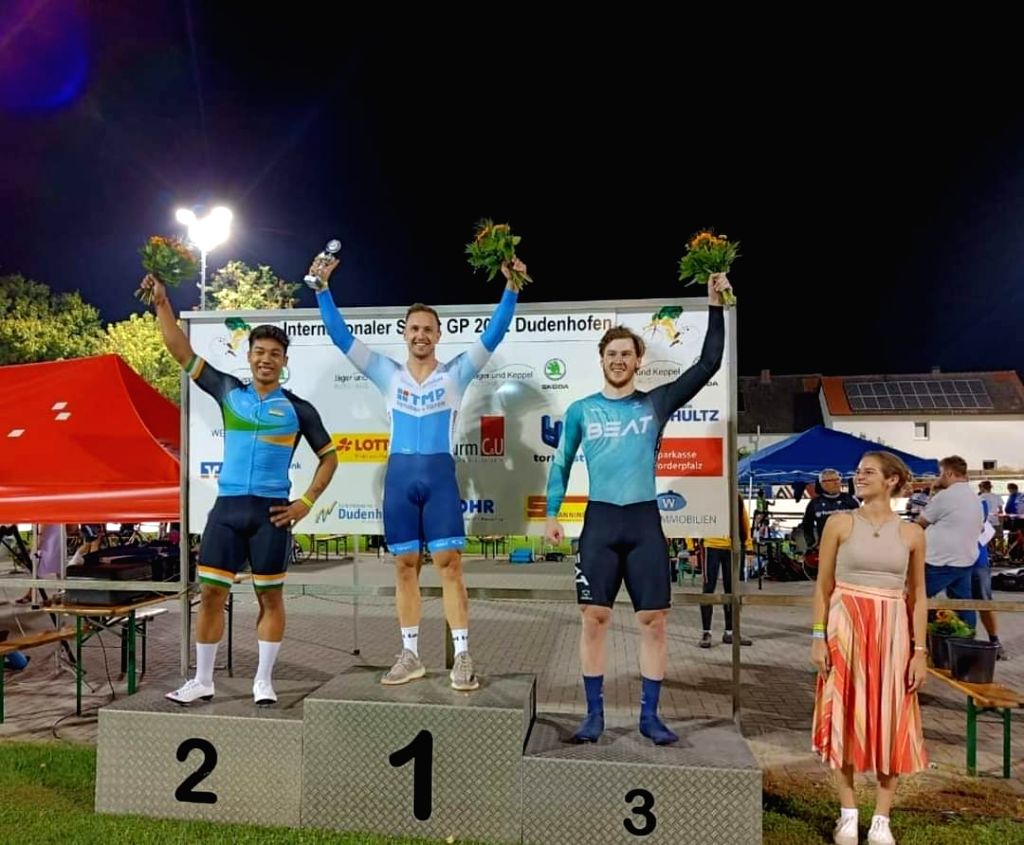Cycling: Ronaldo wins silver medal in 200m sprint in elite race in Germany