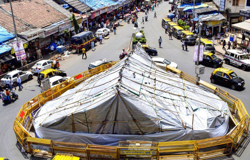 Dadar Kabutar Khana Covered Again Following Court Order