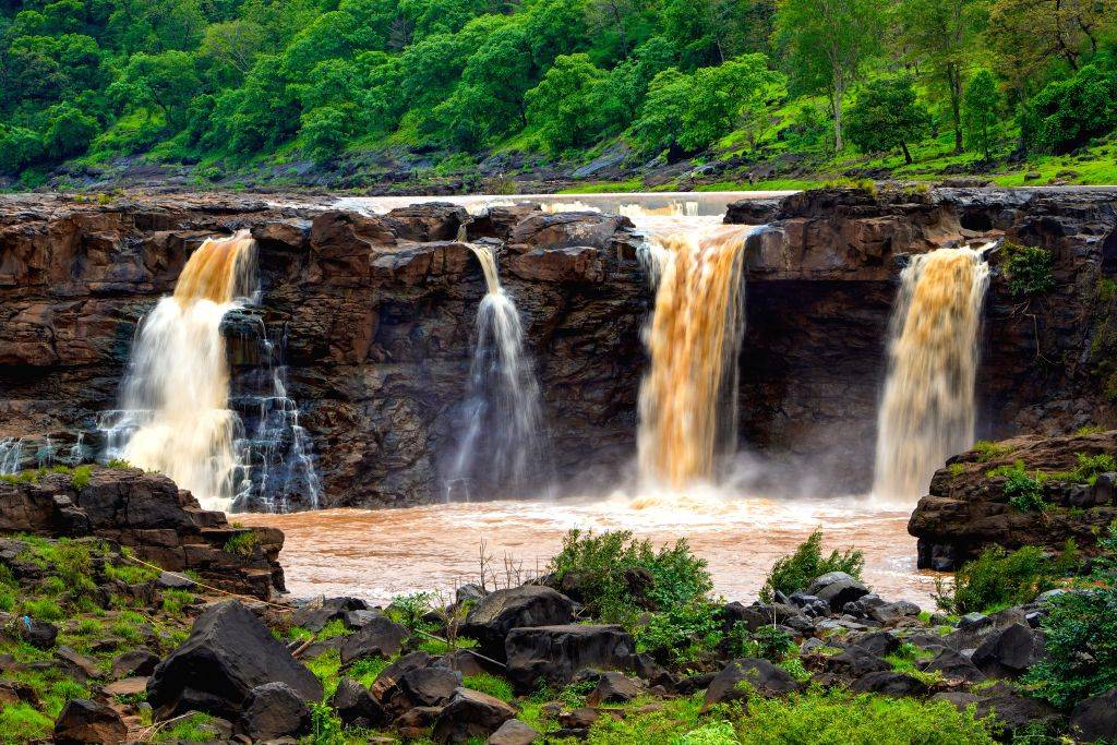 Dang [Gujarat]: Gira Waterfalls gush in full flow during the monsoon season