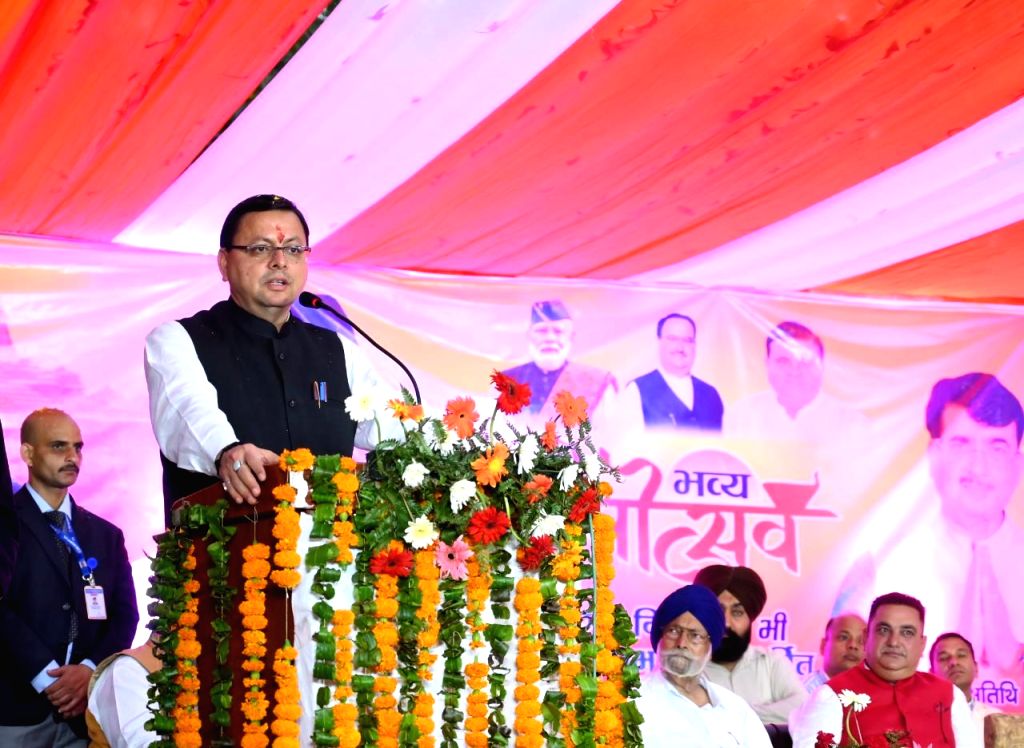 Free Photo: Deepotsav celebrated in Kashipur, 51000 lamps were lit ...