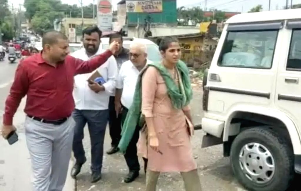 Free Photo: Dehradun DM took stock of the situation of waterlogging and ...