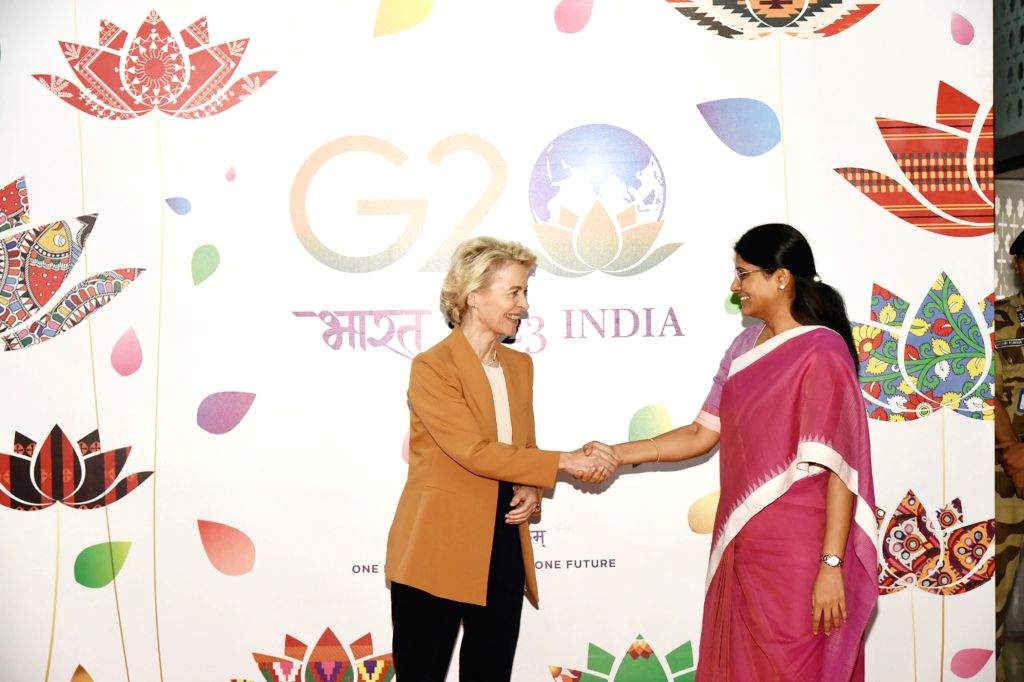 Delegates being welcomed ahead of the G20 Summit