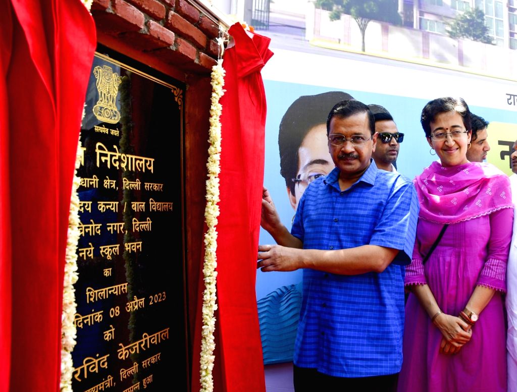 New Delhi : CM Arvind Kejriwal along with Education Minister Atishi ...