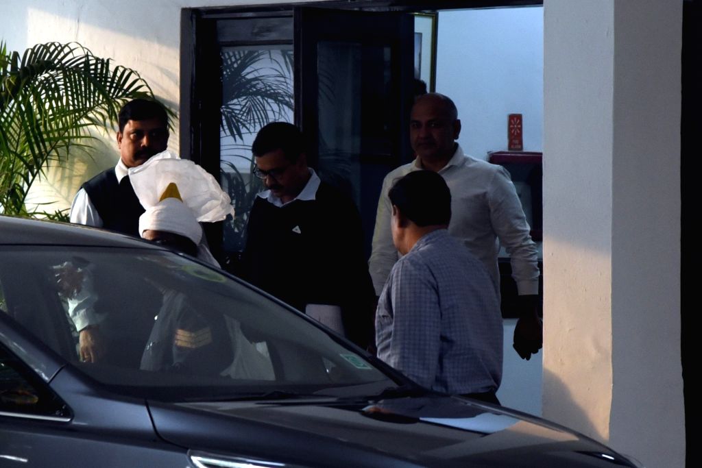 Kejriwal at Raj Niwas