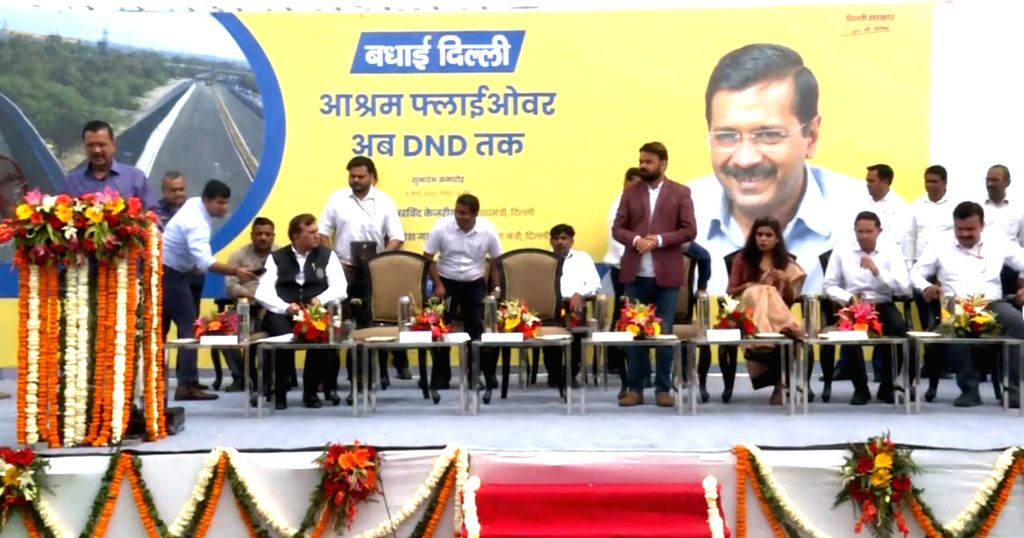 Free photo :Delhi CM inaugurates Ashram flyover