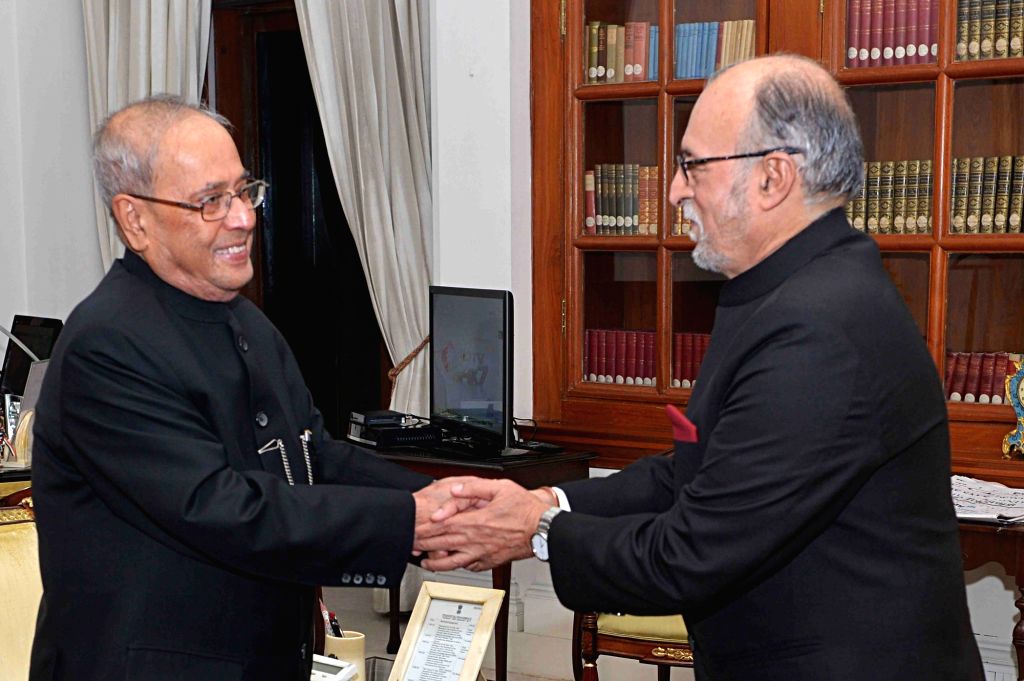 Anil Baijal calls on President Mukherjee