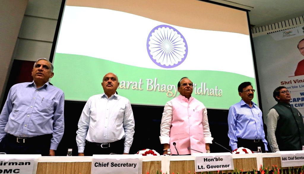 Delhi Lieutenant Governor Vinai Kumar Saxena with Chief Secretary of ...