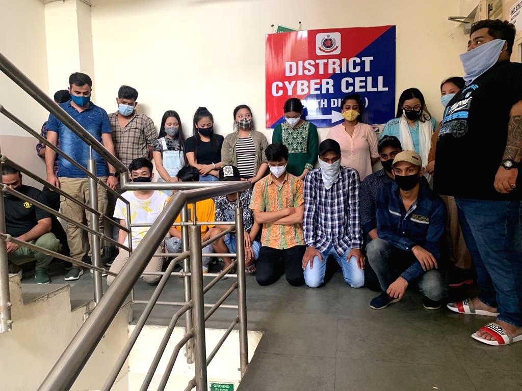 Another fake call centre busted in Delhi, 19 arrested