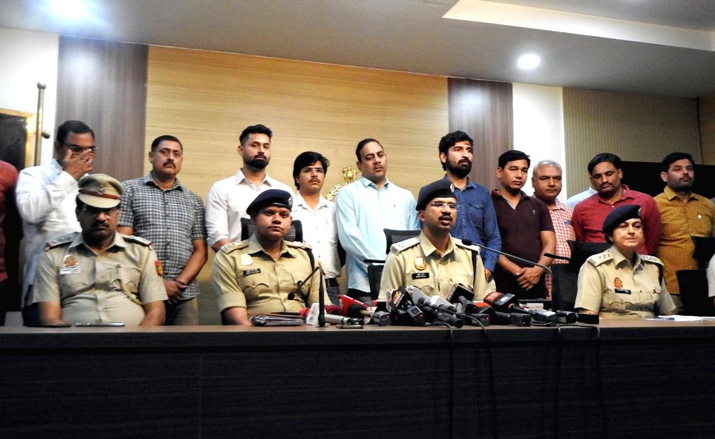 New Delhi : DCP Rohit Meena and other officers address a press conference