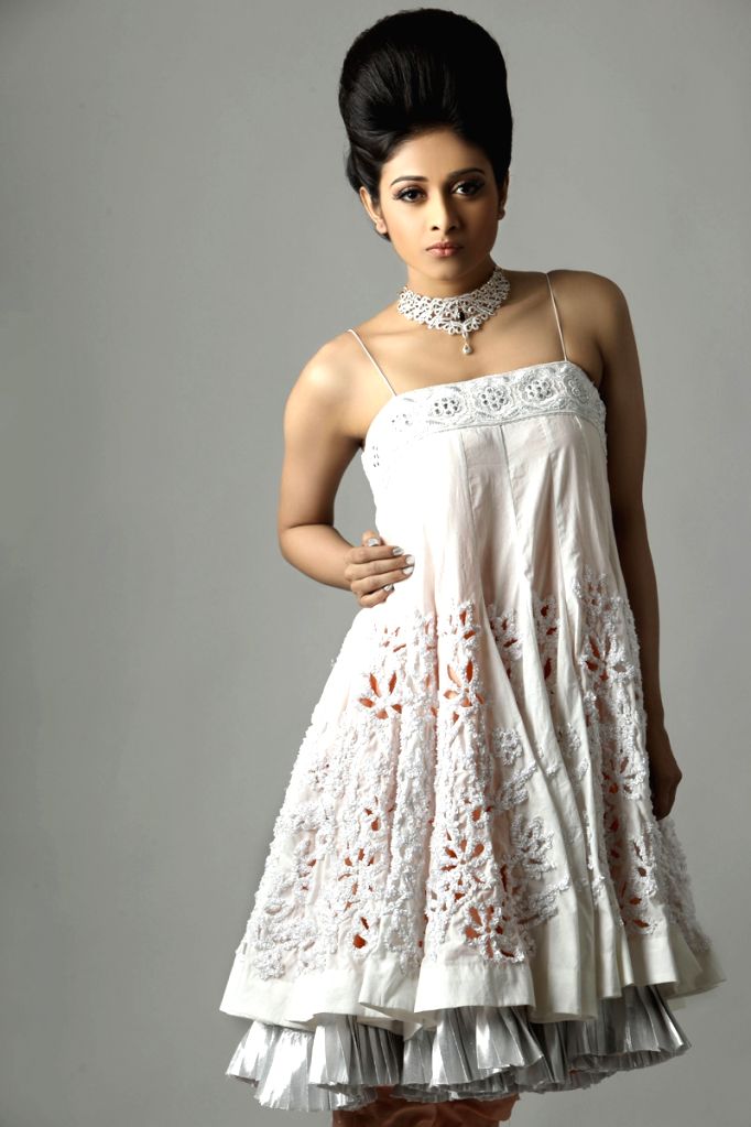 Debarun Mukherjee ropes in Shahana as his showstopper