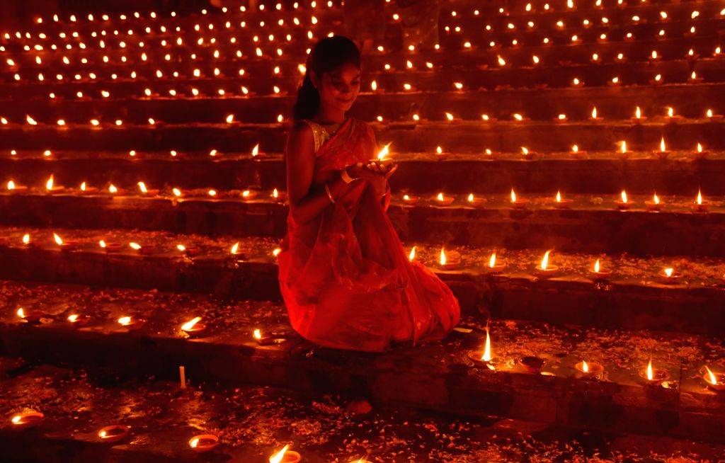 Dev Deepawali Celebrations in Kolkata