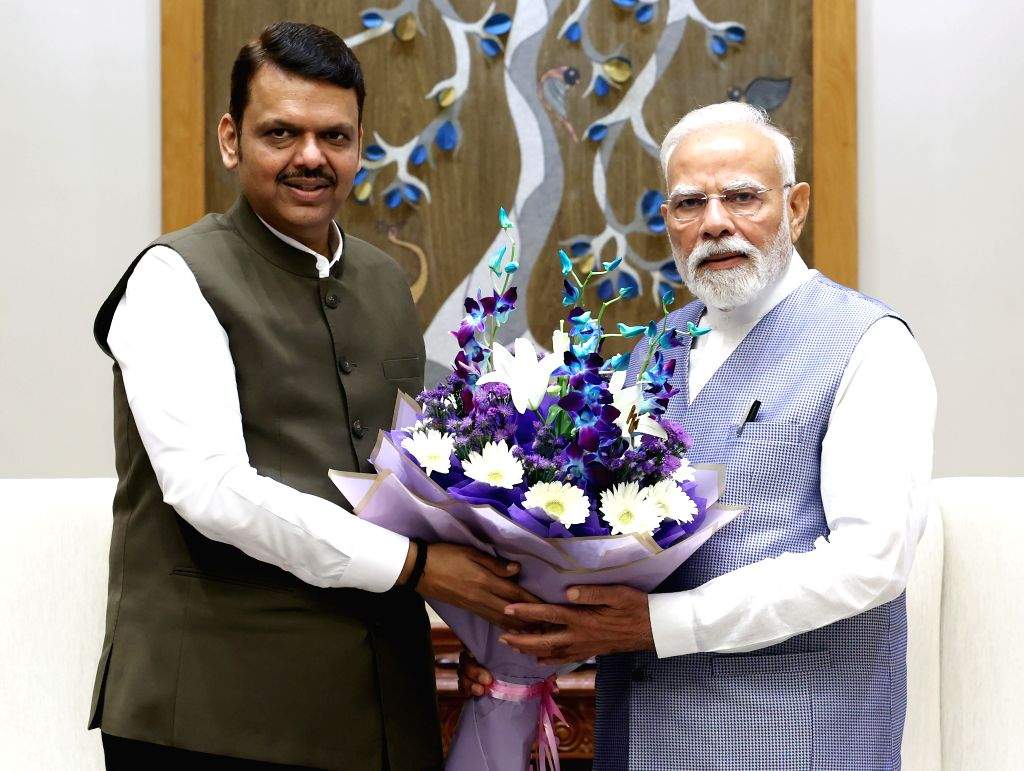 Devendra Fadnavis meets Prime Minister Modi
