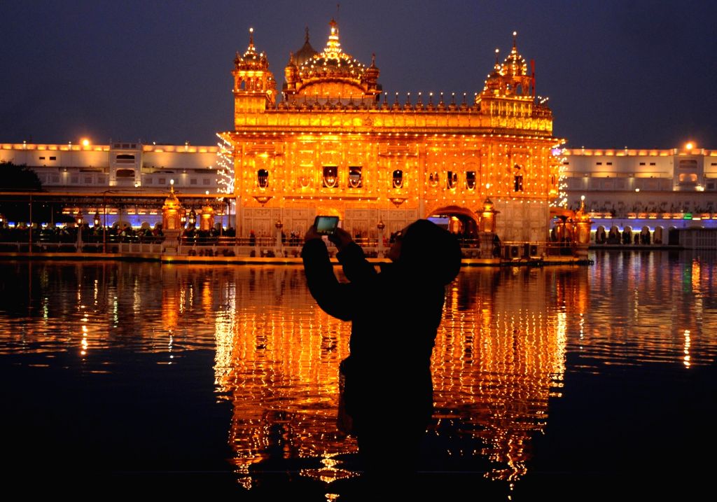 Golden Temple illuminated on Guru Gobind Singh Jayanti