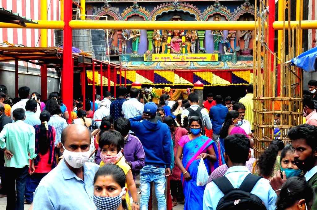 Devotees offer prayers at Annamma Temple during COVID-induced lockdown ...